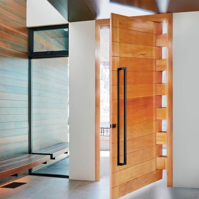 Porta Pivotante de Madeira Maciça Passione Padrão Cedro - Ellegance Mad